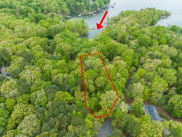 Darcy Dr, Clarksville, VA 23927
