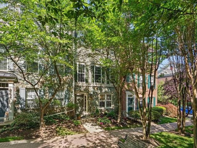 Darcy Green Pl, Silver Spring, Home For Sale