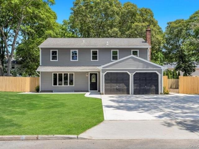 Dare Rd, Selden, Home For Sale
