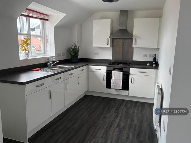Darley Court, Birmingham, B29 2 bed flat to rent £1,275 pcm £294 pw
