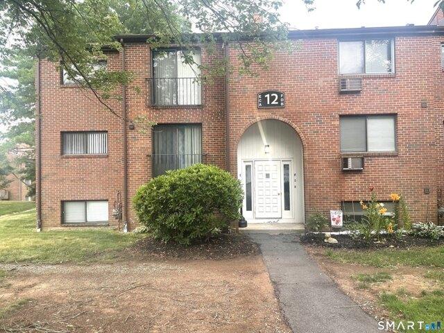 Darling St Apt C, Southington, Condo For Sale