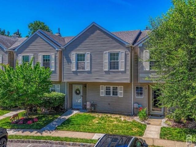 Darlington Dr, Old Bridge, Home For Sale