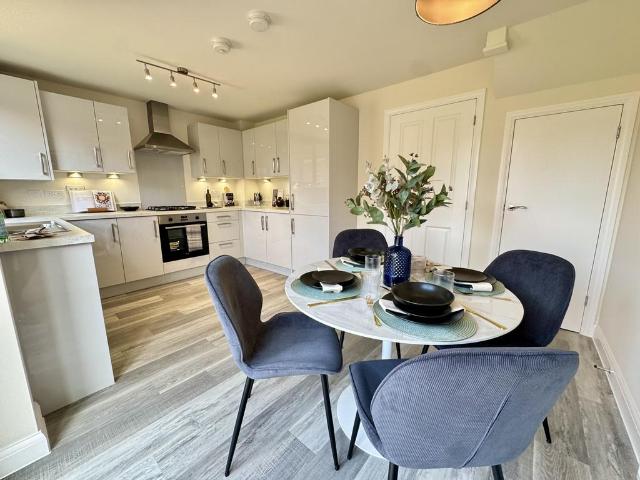 Darlington Place, Cringleford, NORWICH 3 bed semi detached house to rent £1,675 pcm £387 pw