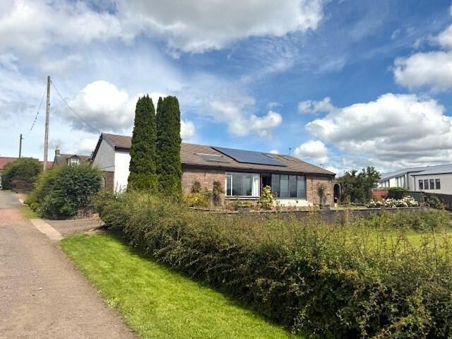 Darngaber Road, Quarter ML3 4 bed detached villa to rent £2,750 pcm £635 pw