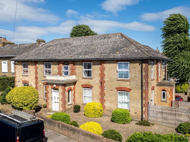 Darnley Court, Darnley Road, Gravesend, Kent DA11, 1 bed flat to rent, £900 pcm | PrimeLocation