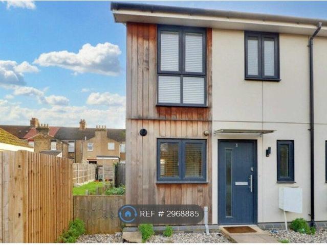 Darnley Road, Grays RM17, 2 bed end terrace house to rent, £1,700 pcm | PrimeLocation