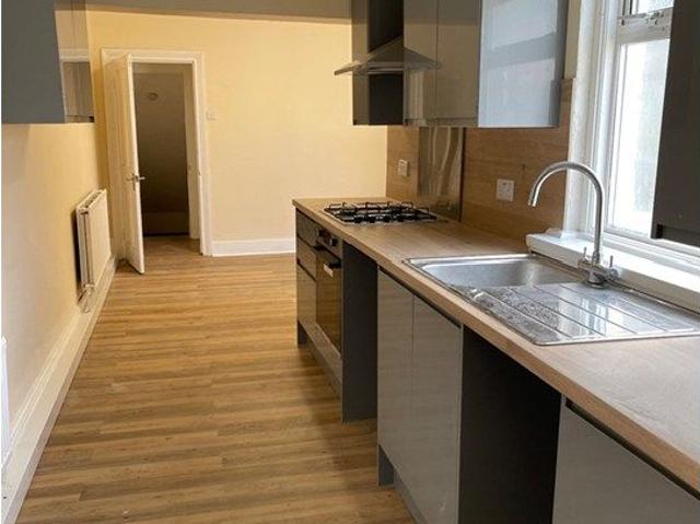 Darnley St, Gravesend DA11, 3 bed flat to rent, £1,700 pcm | PrimeLocation