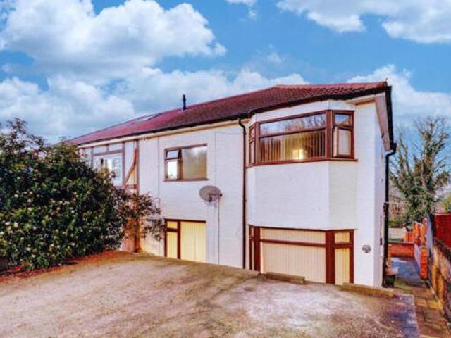 Dashwood Avenue, High Wycombe, 3 Bedroom Semi detached