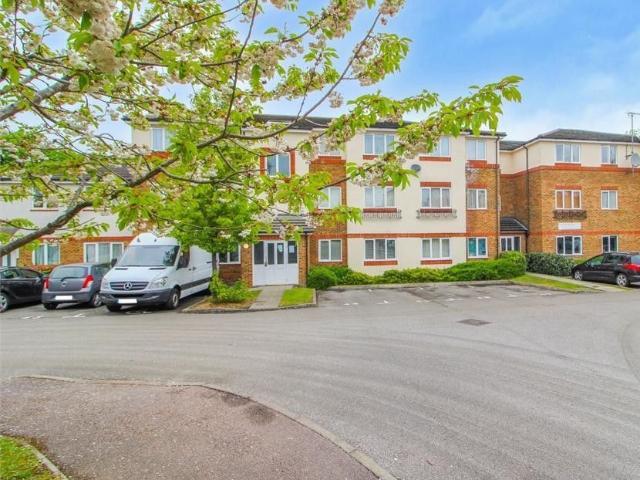 Dashwood House, Akerlea Close, Milton Keynes, Buckinghamshire MK6, 2 bed flat to rent, £1,350 pcm | PrimeLocation