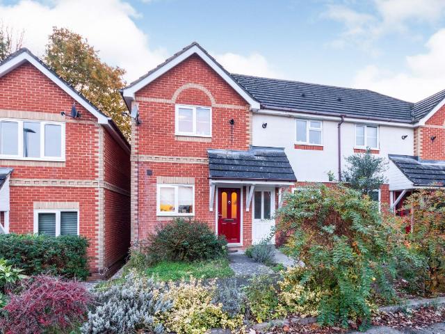 Davy Close, Wokingham RG40, 1 bed property to rent, £1,150 pcm | PrimeLocation