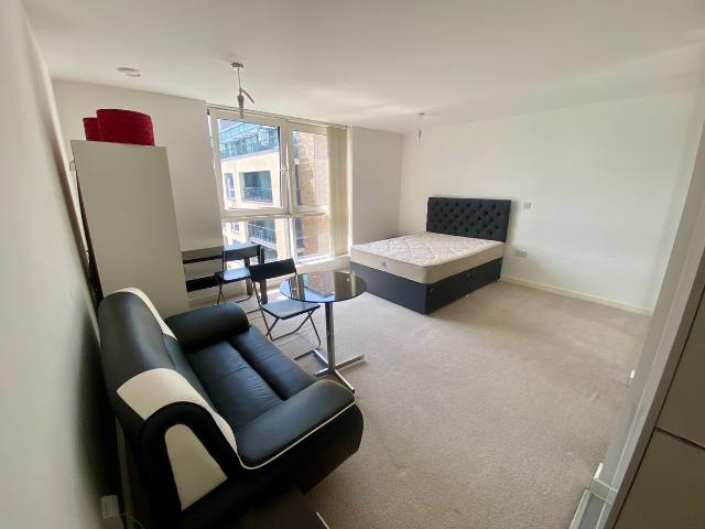 Davaar House, Cardiff CF11, Studio to rent, £900 pcm | PrimeLocation
