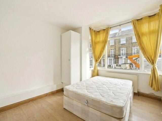 Davenant Road, Archway, London N19, 3 bed flat to rent, £3,300 pcm | PrimeLocation