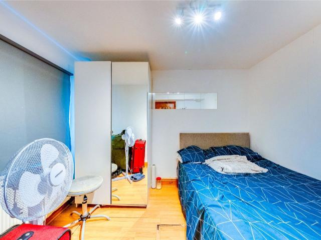 Davenant Road, Archway, London N19, 3 bed flat to rent, £3,300 pcm | PrimeLocation