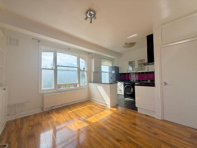 Davenant Road, Upper Holloway 1 bed flat to rent £1,950 pcm £450 pw