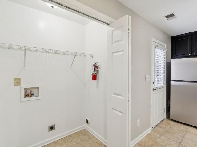 Davenport Condominiums 3 Bedroom Apartment for Rent at 125 Davenport Dr, Nashville, TN 37217