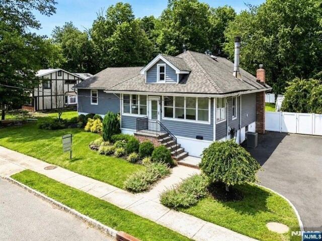 Davenport Ave, Roseland, Home For Sale
