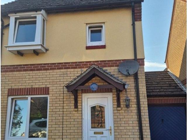 Davey Close, Ipswich IP3, 3 bed detached house to rent, £1,195 pcm | PrimeLocation