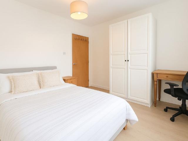 Davey Drive, Brighton BN1, 4 bed property to rent, £2,200 pcm | PrimeLocation
