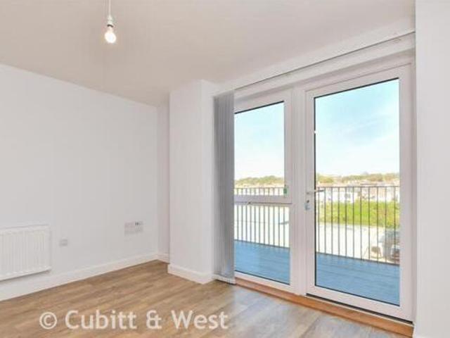 Davigdor Road, Hove, 2 Bedroom Apartment