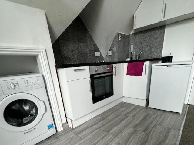 Davigdor Road, Hove BN3, 1 bed block of flats to rent, £1,450 pcm | PrimeLocation