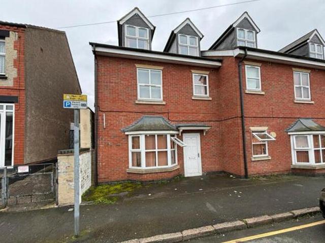 David Road, Coventry, 3 Bedroom Apartment