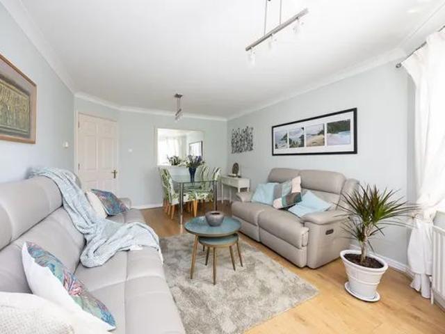Davidor Road BN3 1WG 2 bedroom apartment to rent