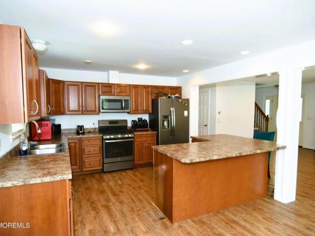 Davids Rd, Brick, Home For Sale
