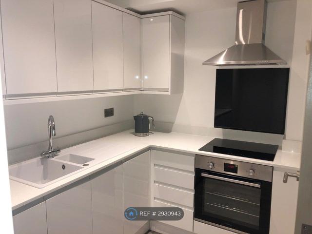 Davidson House, Camberley GU15, 1 bed flat to rent, £1,045 pcm | PrimeLocation