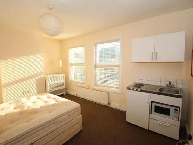 Davidson Road, Croydon, CR0, Property for rent