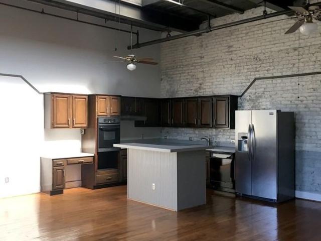 Davie Street Lofts 2 Bedroom Apartment for Rent at 331 S Davie St, Greensboro, NC 27401 Downtown Greensboro