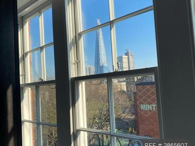 Davies House, London, SE1 1 bed flat to rent £2,700 pcm £623 pw