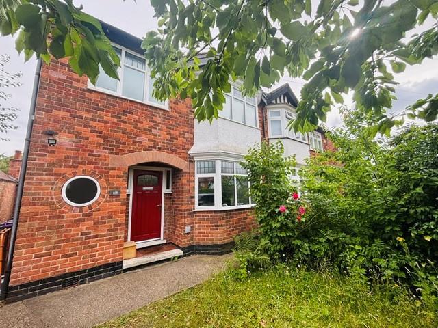 Davies Road, West Bridgford, NOTTINGHAM 4 bed semi detached house to rent £2,450 pcm £565 pw