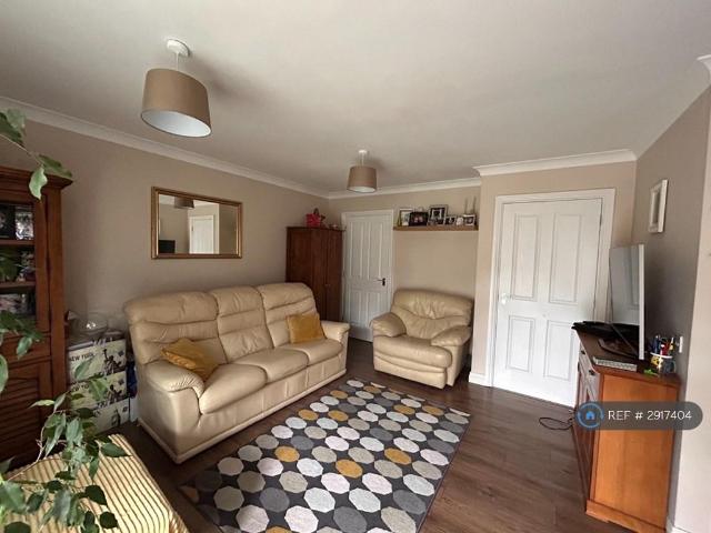 Davis Way, Sidcup, DA14 2 bed flat to rent £1,650 pcm £381 pw