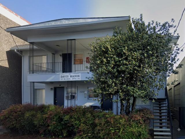 Davis Apartments Studio Apartment for Rent at 1311 Ne Davis St, Portland, OR 97232 Kerns