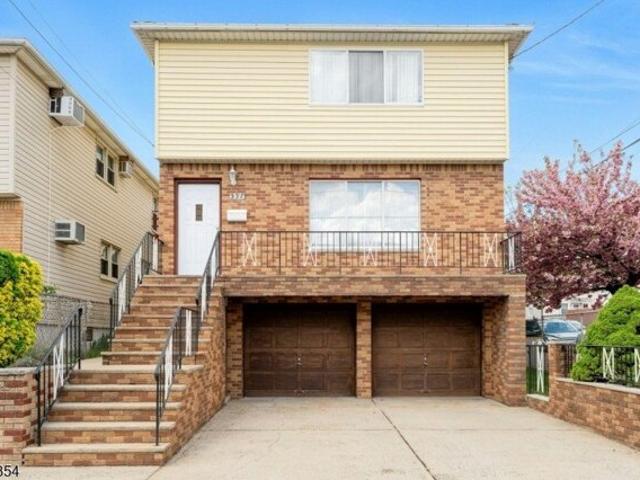 Davis Ave, Kearny, Home For Sale