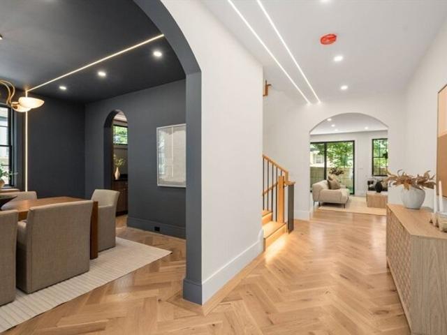 Davis Ave, Newton, Home For Sale