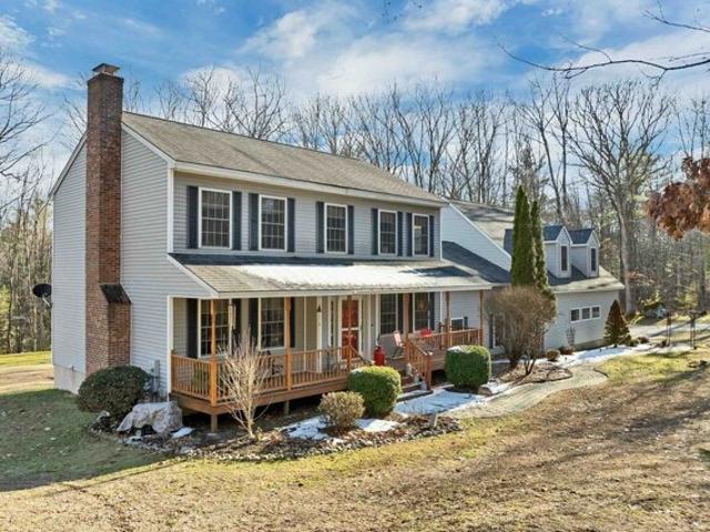 Davis Crossing Rd, New Durham, Home For Sale