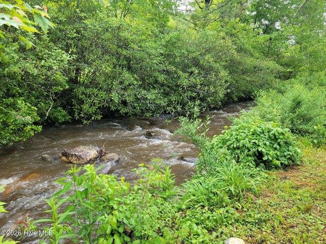 Davis Creek Rd, Murphy, NC 28906