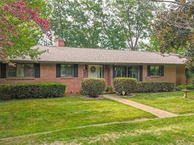 Davis Ln, Dowagiac, Home For Sale