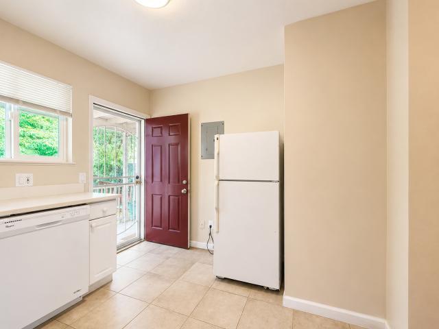 Davis Place Apartments 1 Bedroom Apartment for Rent at 842 Davis Pl S, Seattle, WA 98144 Atlantic