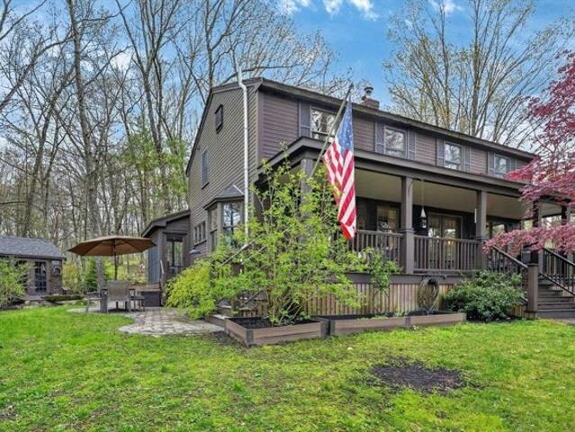 Davis Rd, Tyngsborough, Home For Sale