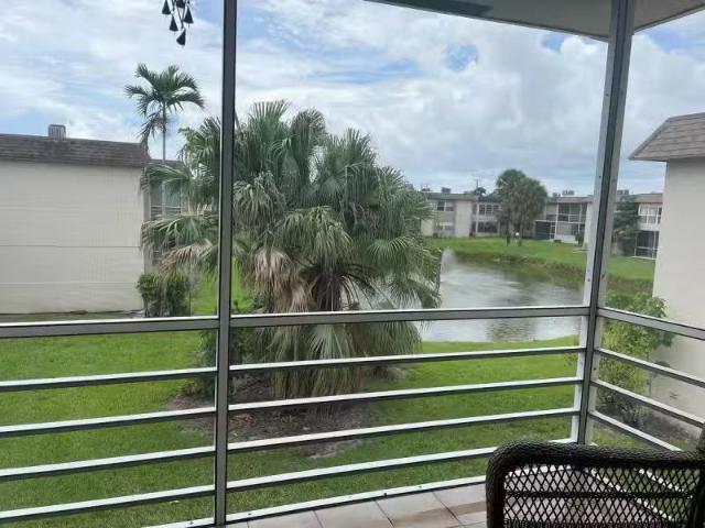 Davis Rd, Palm Springs, FL 33461
