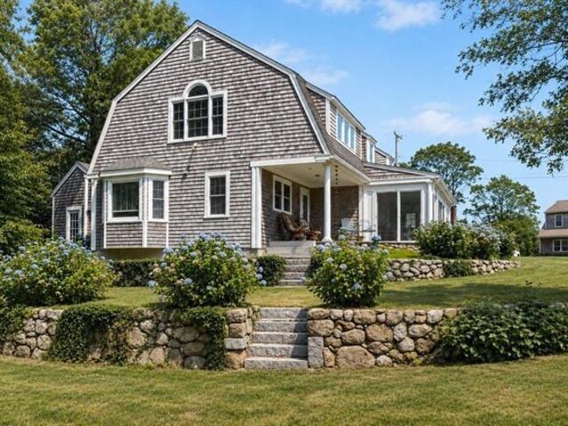 Davis St, Tisbury, Home For Sale