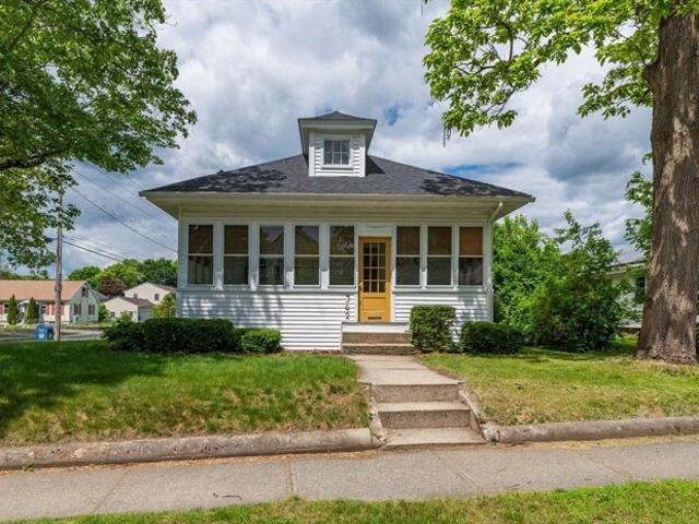 Davis St, Greenfield, Home For Sale