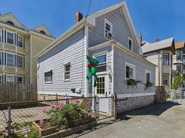 Davis St, New Bedford, Home For Sale