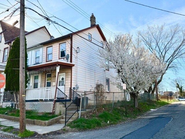 Davis St, Phillipsburg, Home For Sale