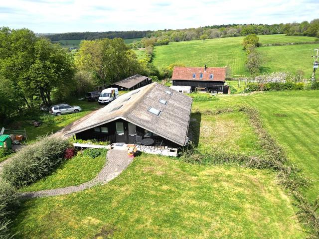 Dawes Lane, Sarratt, Rickmansworth, Hertfordshire WD3, 3 bed flat to rent, £1,900 pcm | PrimeLocation