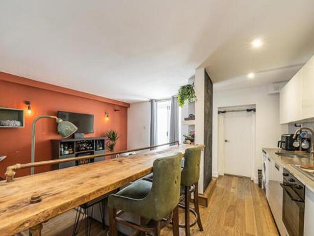 Dawes Road, London, 2 Bedroom Flat