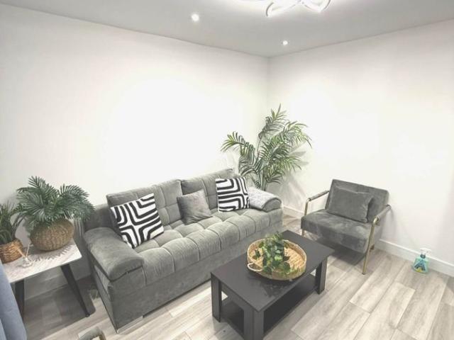 Dawley Ride, Slough SL3, 4 bed shared accommodation to rent, £4,200 pcm | PrimeLocation
