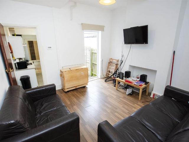 Dawlish Road, Birmingham, West Midlands B29, 4 bed shared accommodation to rent, £589 pcm | PrimeLocation